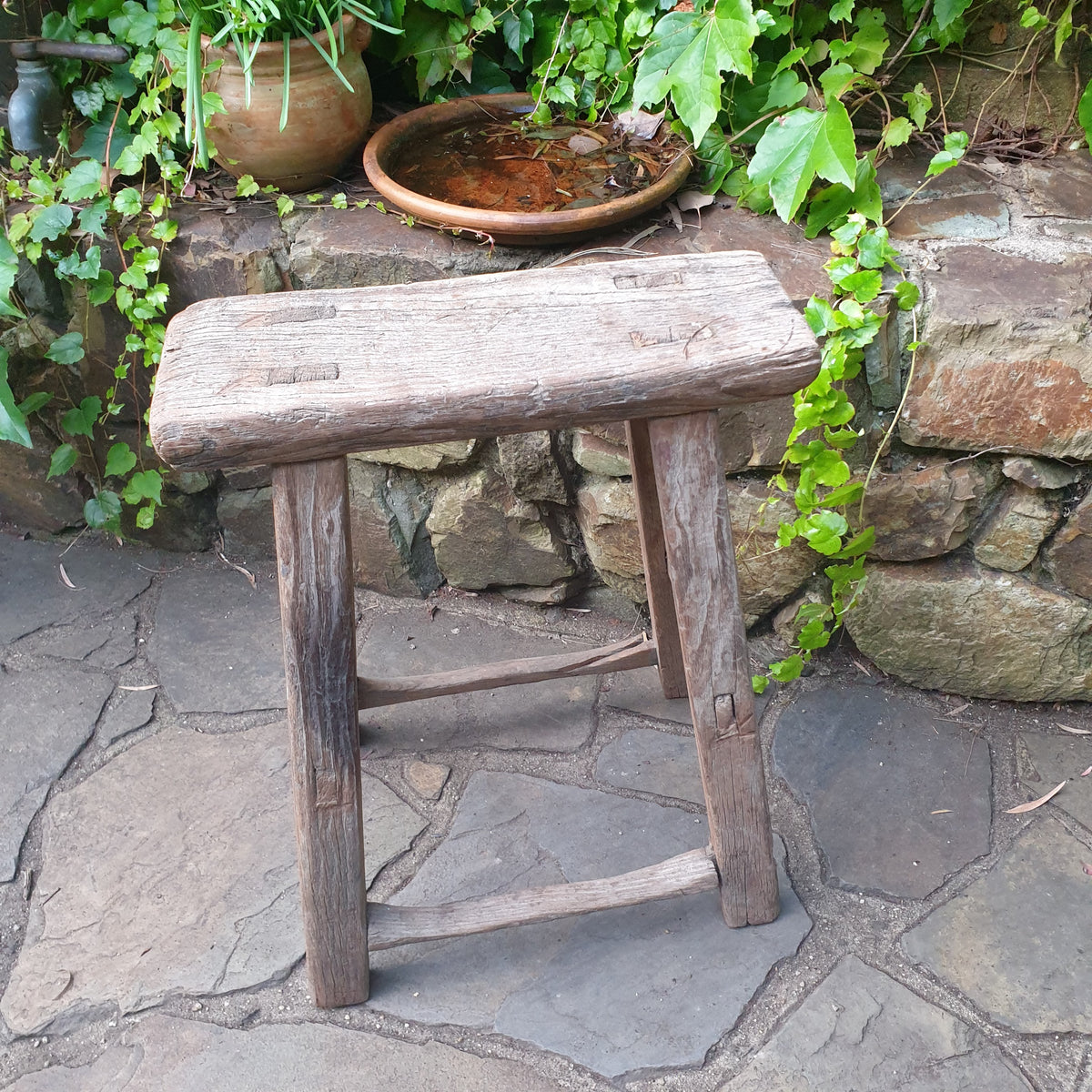 Elm Stool – pod&seed online